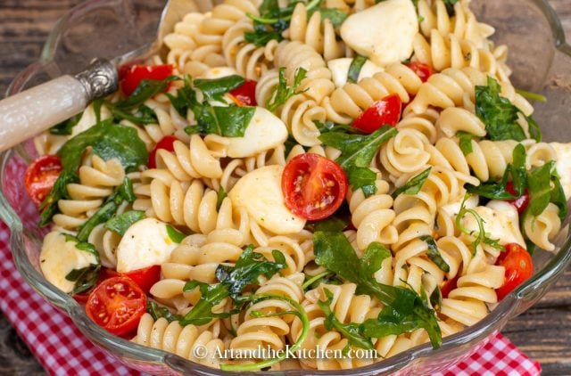 Tomato Bocconcini Pasta - Art and the Kitchen